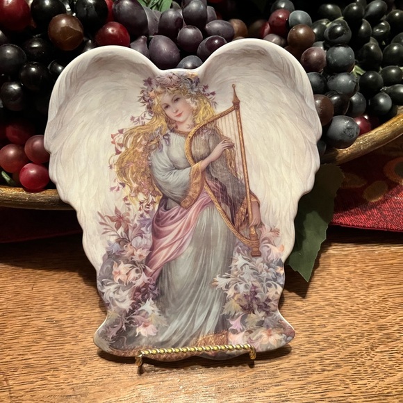 Art | Angel Plate Special Edition | Poshmark